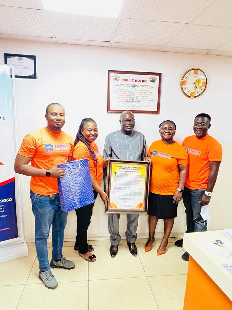 5 Set Of Chartered Insurers Passed Out As Graduates In Priority ...